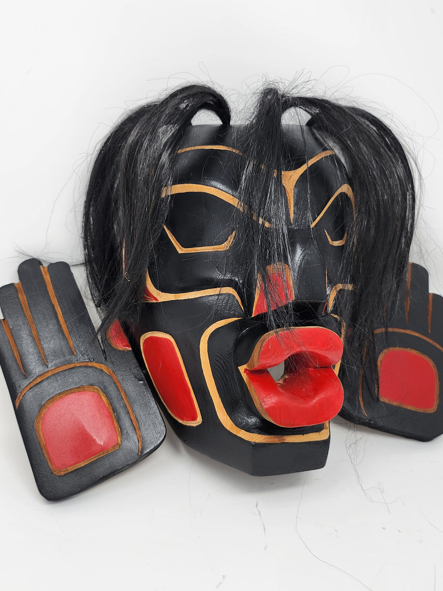 Dzunukwa mask by James Speck Jr – U'mista Cultural Centre